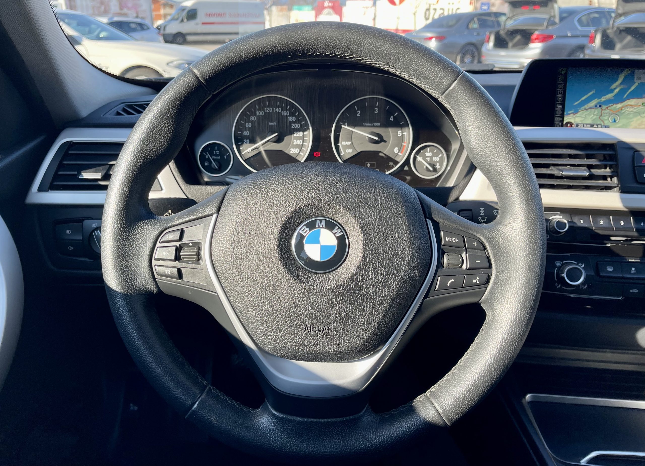 BMW 318 D F30 SPORT LINE -FACELIFT- Auto salon Premium Ljubuški